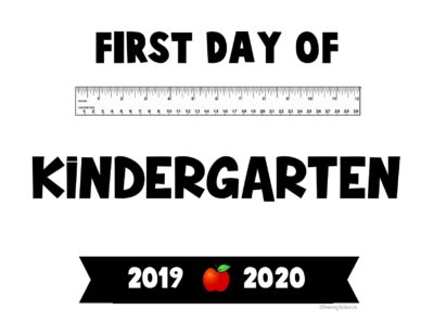 FREE PRINTABLE: 2019 - 2020 First Day of School Signs - Balancing The Chaos