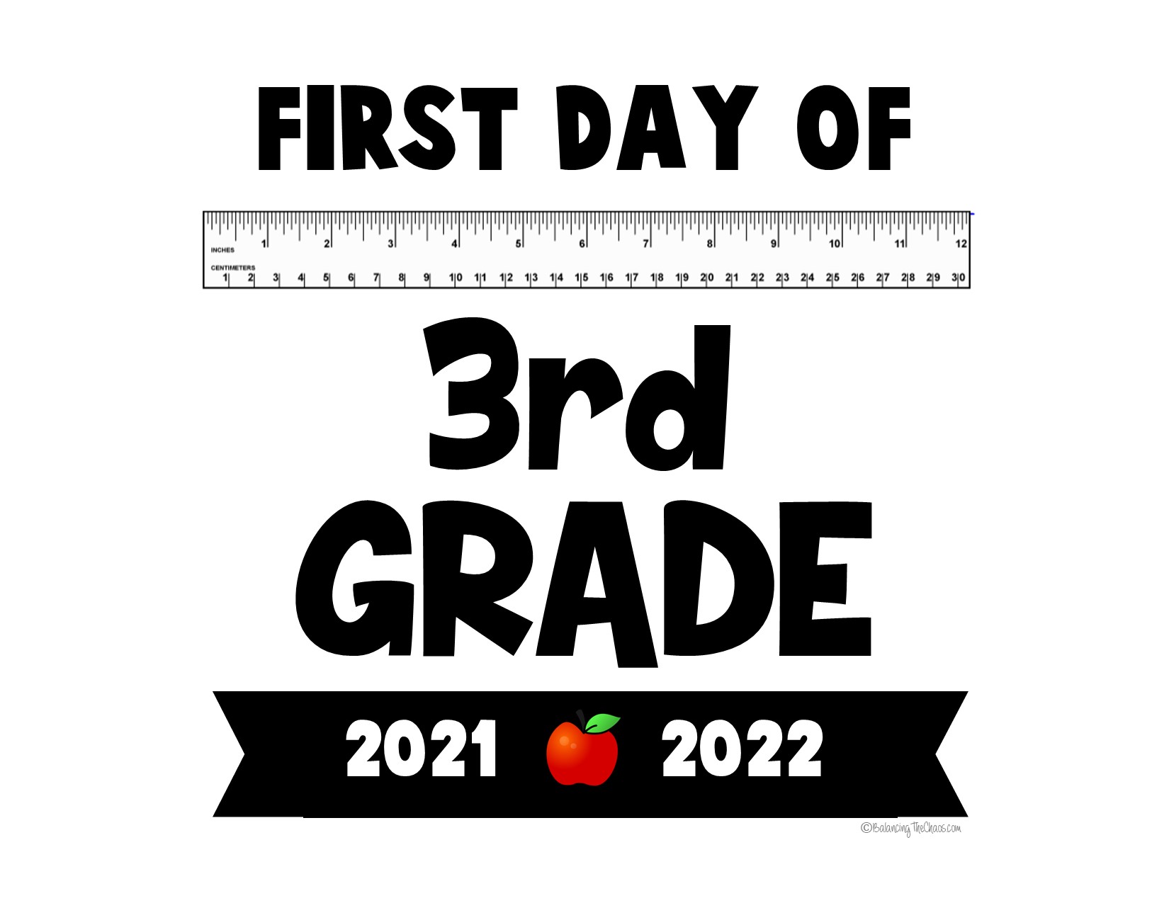 FREE PRINTABLE: 2021-2022 Back To School Signs - Balancing The Chaos